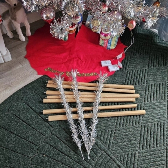 Evergleam | Holiday | Vintage Stainless Aluminum Pom Pom Christmas Tree ...